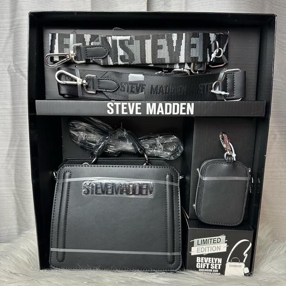 Steve Madden | Bags | Steve Madden Black Bevelyn Limited Edition Gift ...